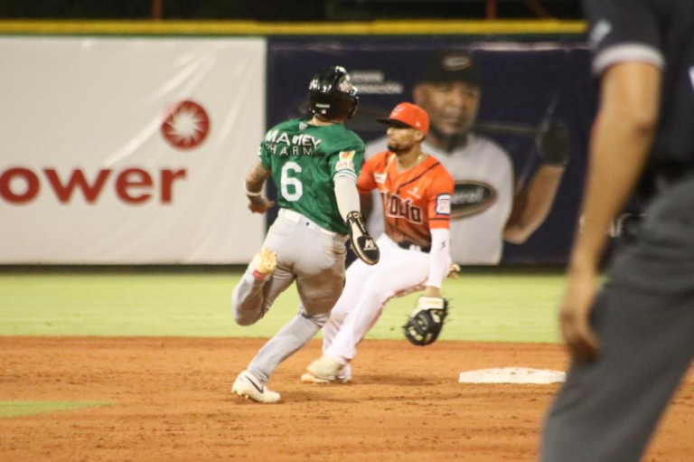 Estrellas Orientales amplía su dominio en el béisbol invernal ...