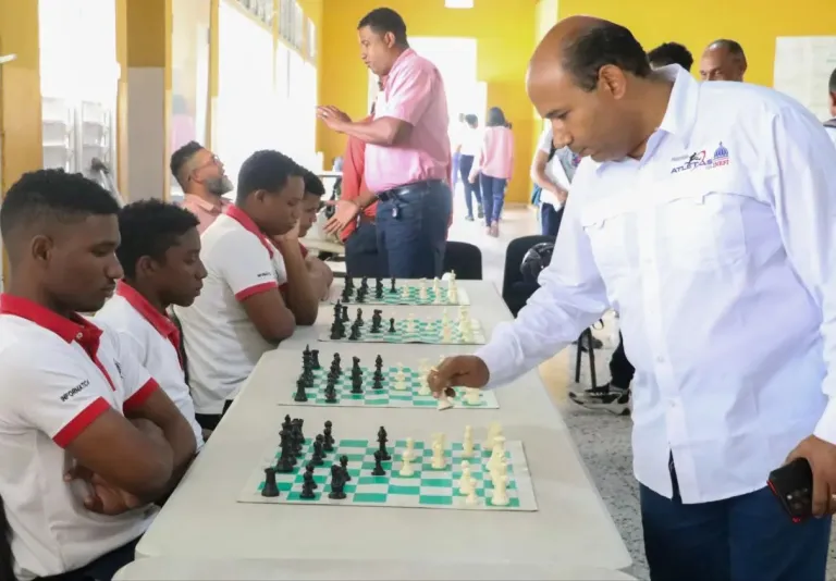 Maestro FIDE Braulio Ramírez: Un Nuevo Logro en la Educación y el ...